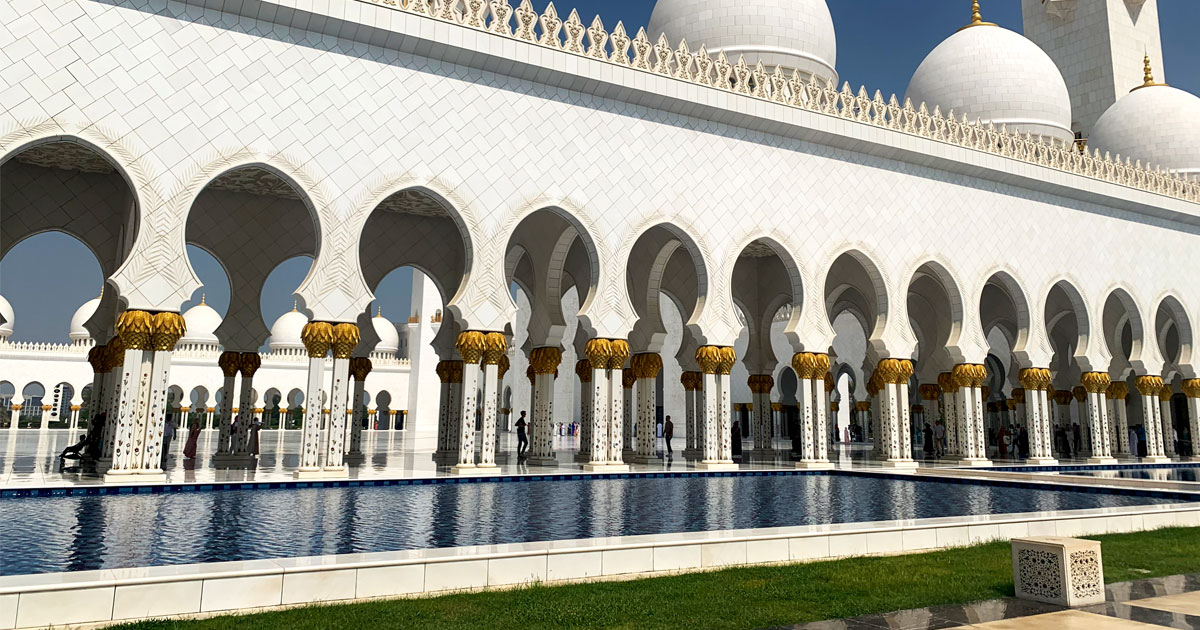 Half-Day Sheikh Zayed Mosque Tour | Quick Visit from Dubai to Abu Dhabi